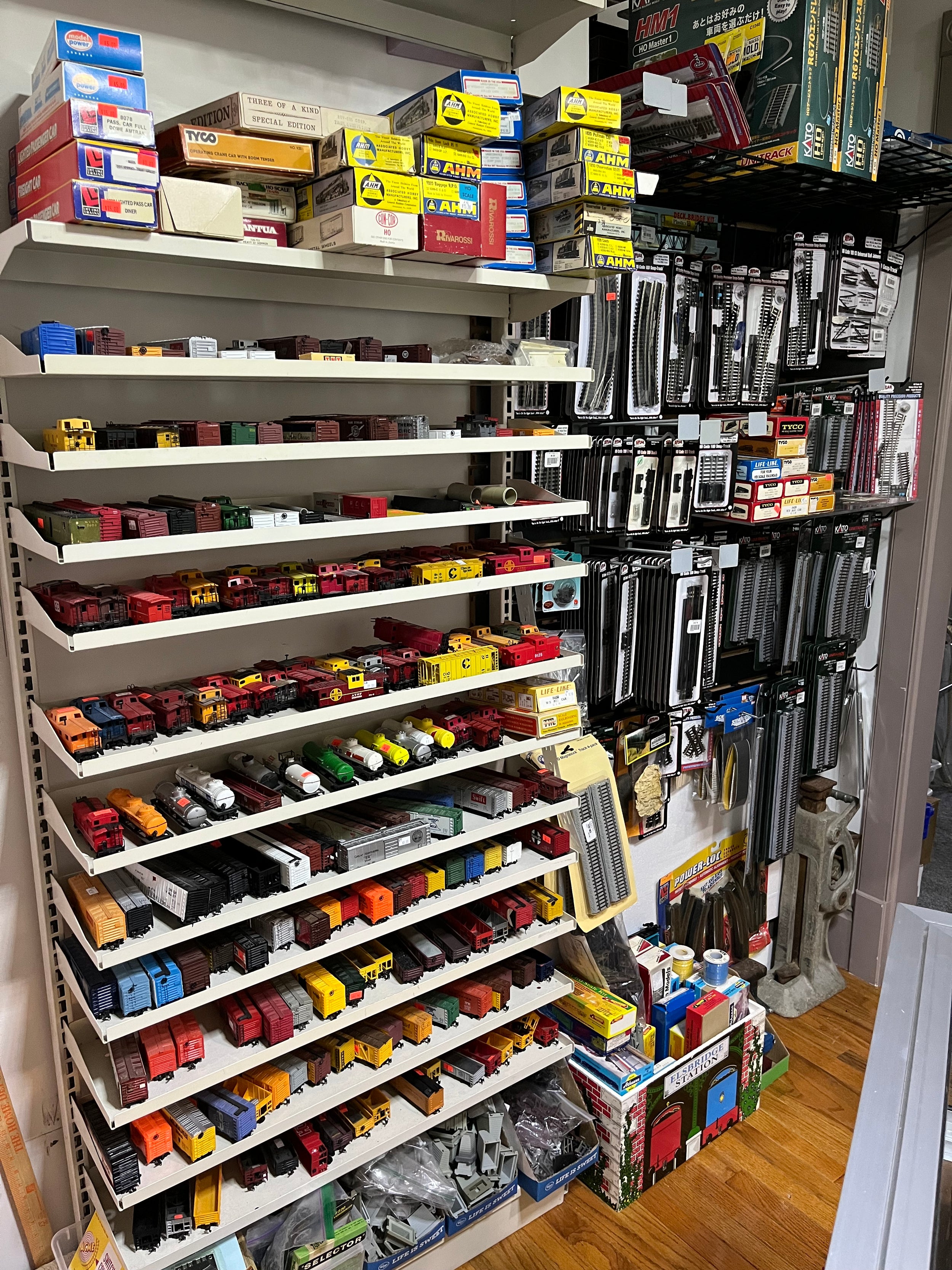 L&N Trains & Things - Berkshire Trains & Vintage Toys Online Store
